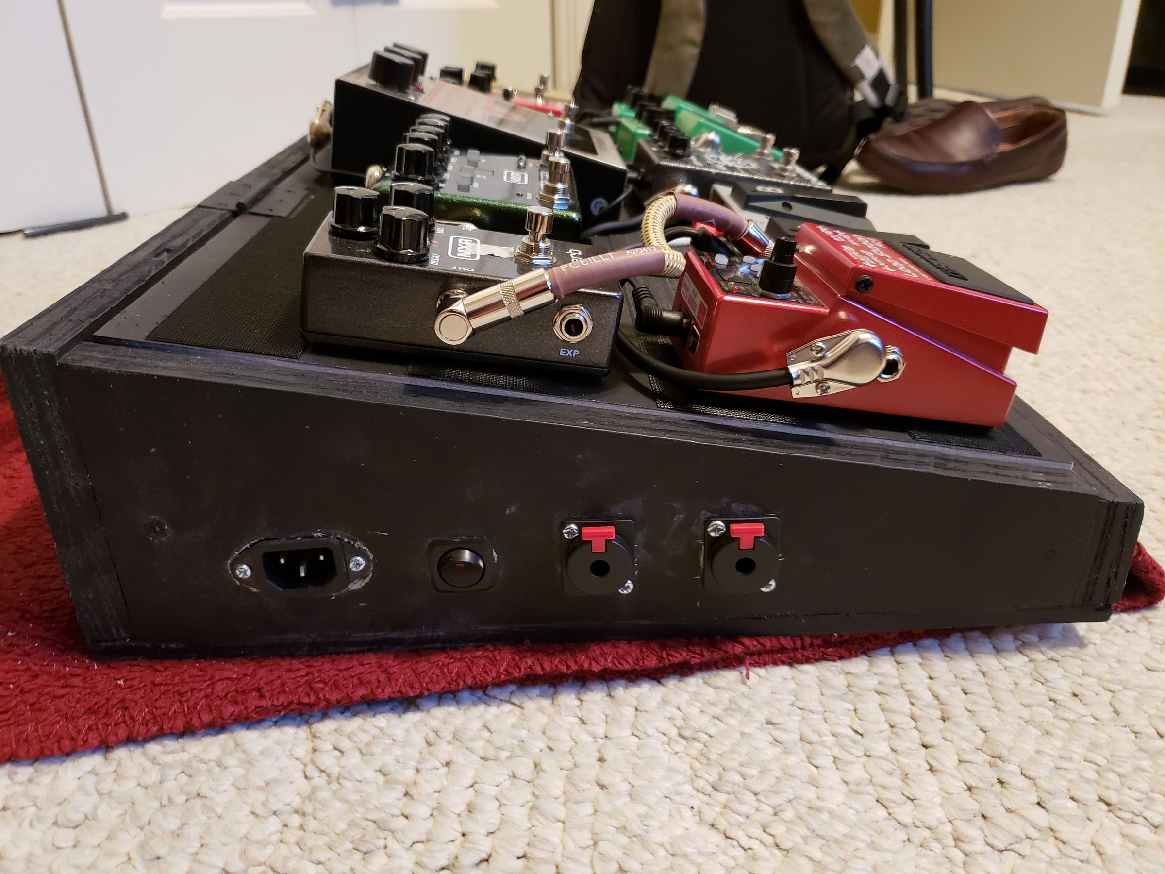 DIY Pedal Board Builds